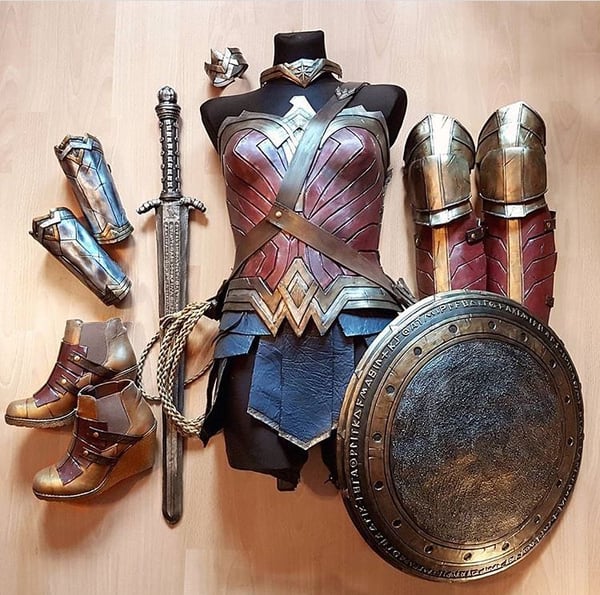 Wonder Woman Amazonian Armor – Costume | Tensor.Art | Tensor.Art