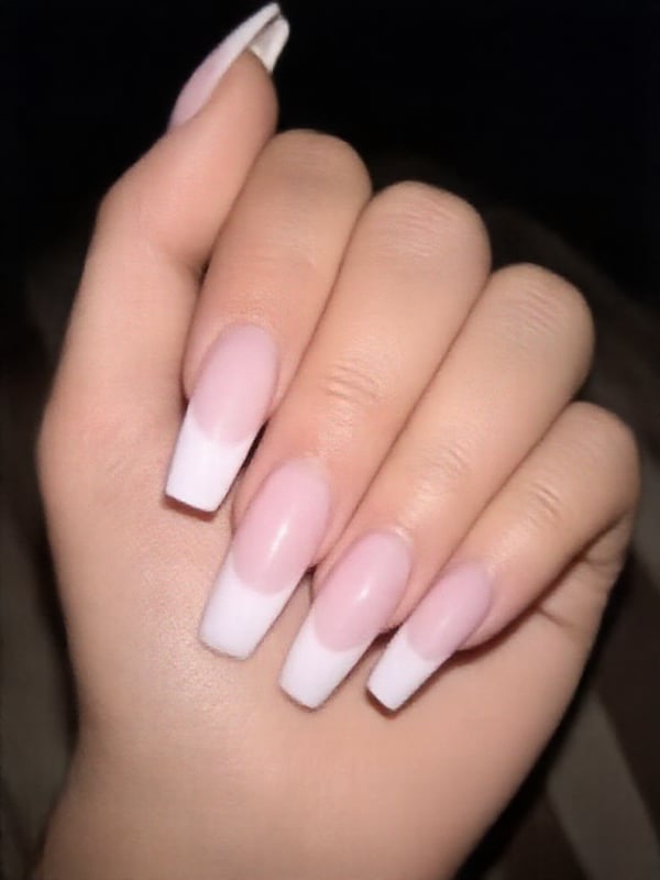 French Manicure / French Nails for FLUX.1 - V1 | FLUX - LORA | Tensor.Art