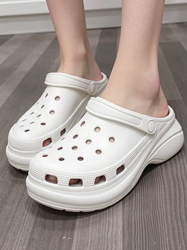 Crocs - 2025-07-31 01:11:37 - Free AI Model | Tensor.Art | Tensor.Art